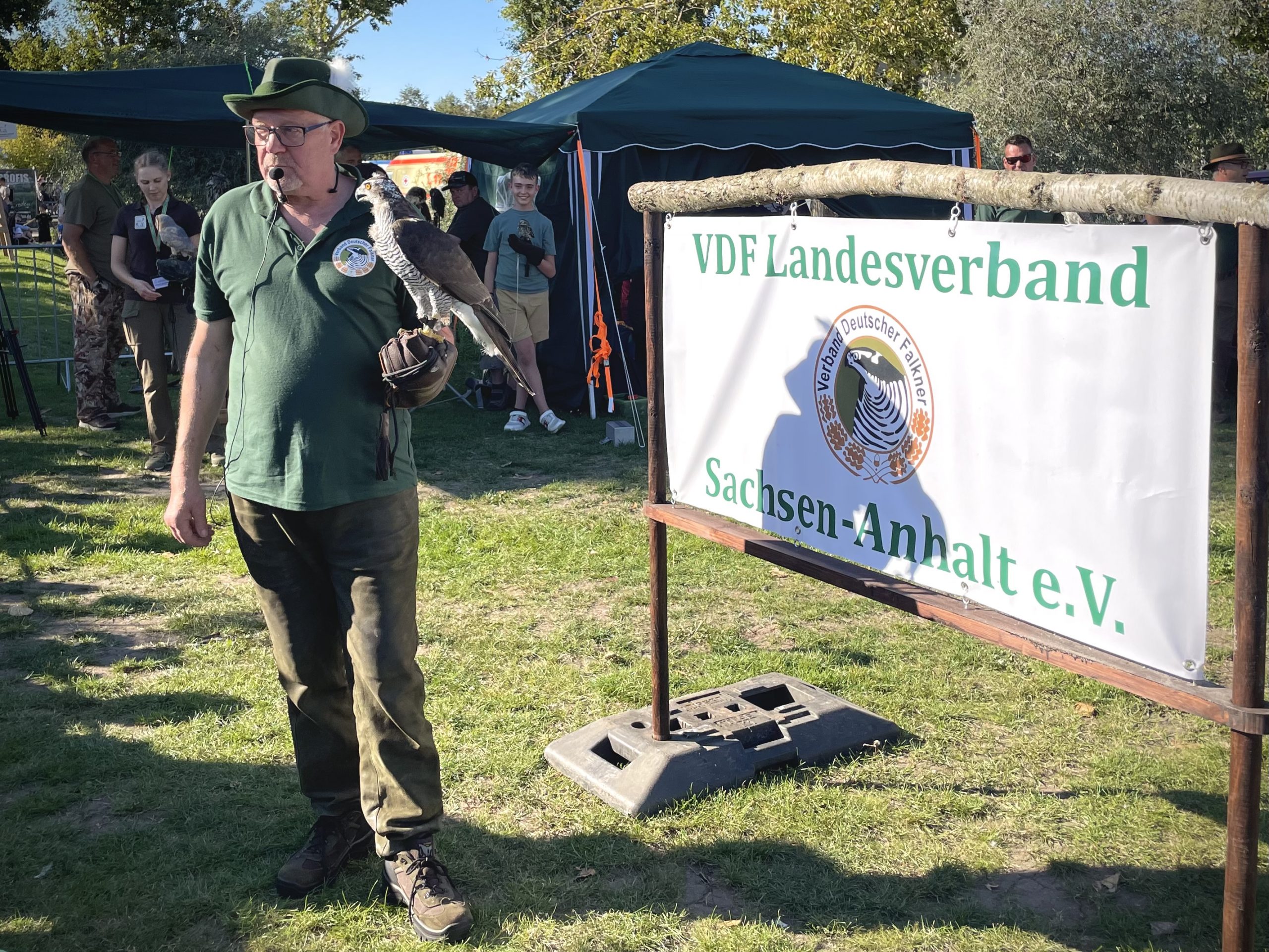 Landeserntedankfest im Elbauenpark Magdeburg - Verband Deutscher Falkner Sachsen-Anhalt e.V.